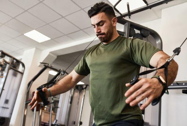 Treinos de peito: 5 exercícios para você praticar | TotalPass