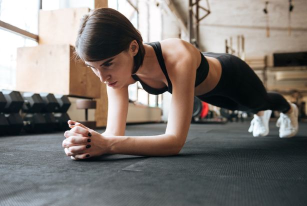 Prancha abdominal: para que serve e quais os benefícios | TotalPass